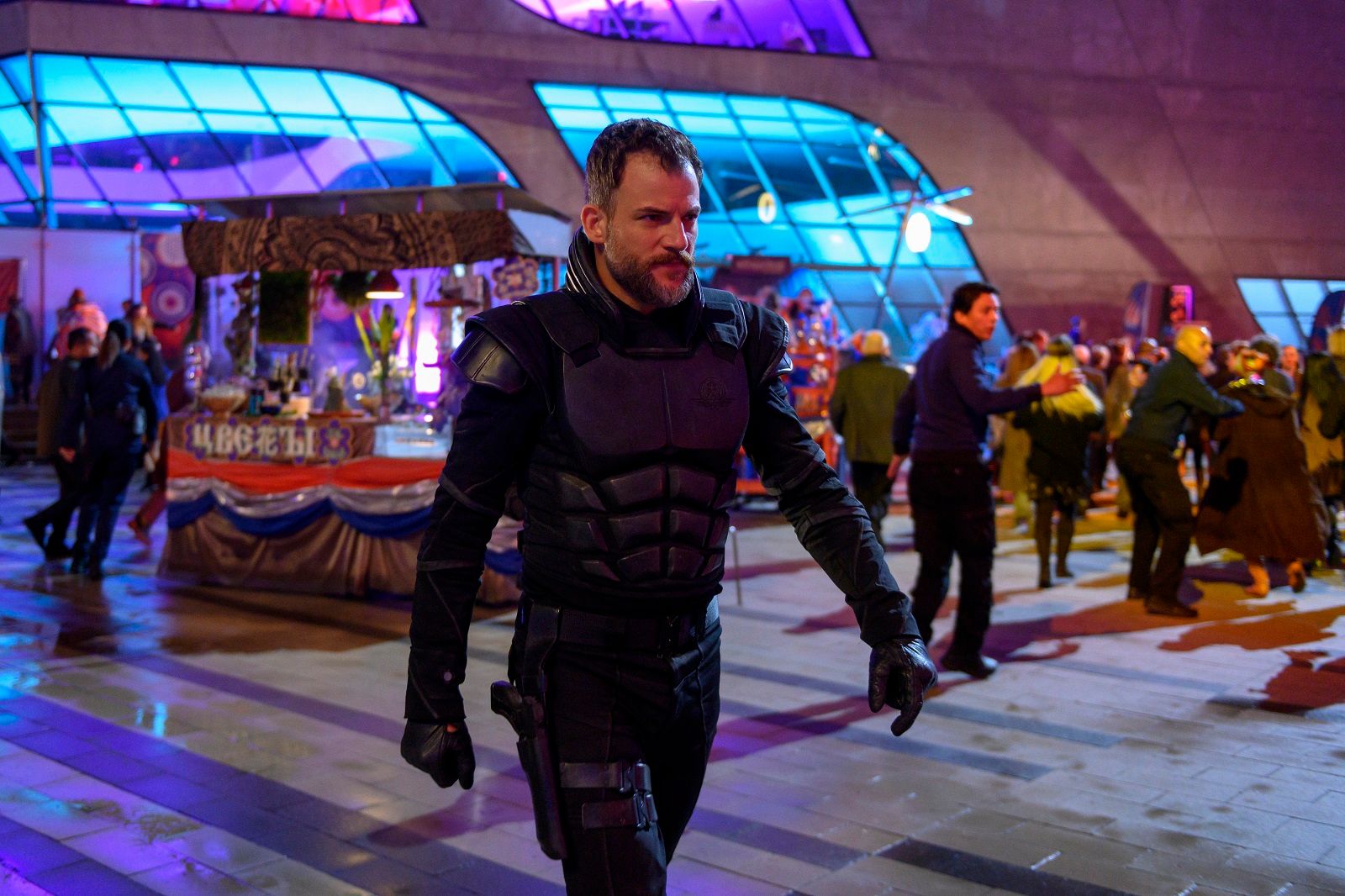 Altered Carbon : Altered Carbon : Fotos - 11 no 54 - AdoroCinema