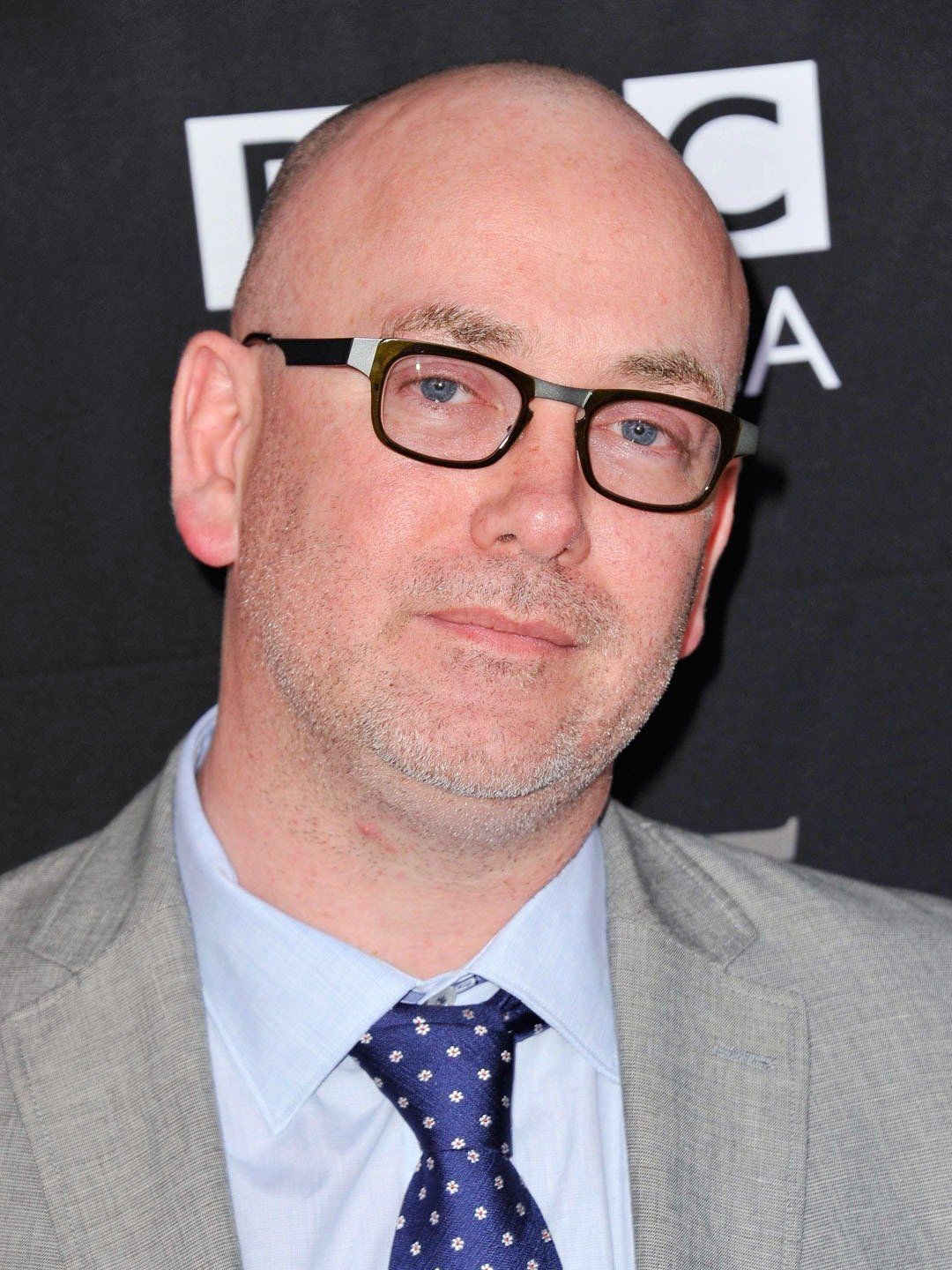 Neil Cross - AdoroCinema