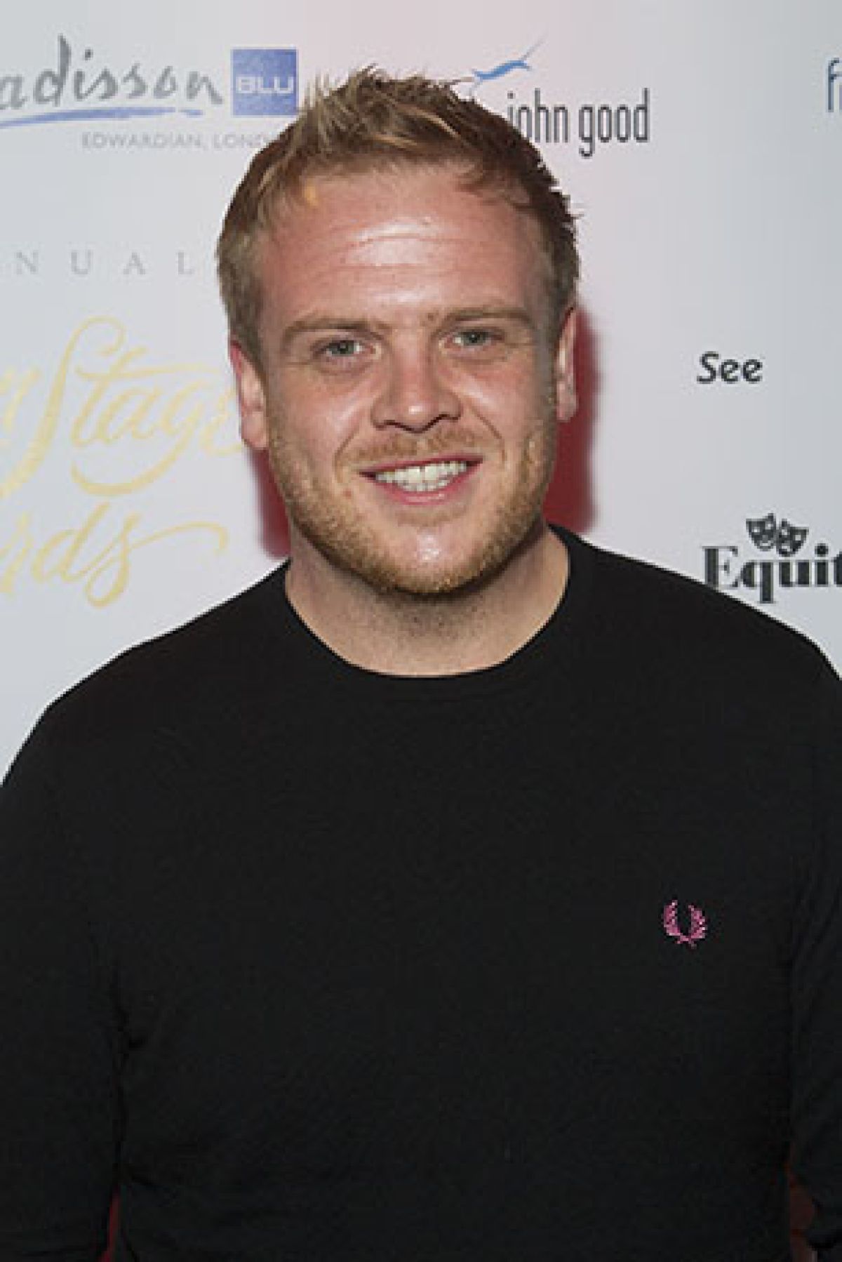 Owain Arthur - AdoroCinema