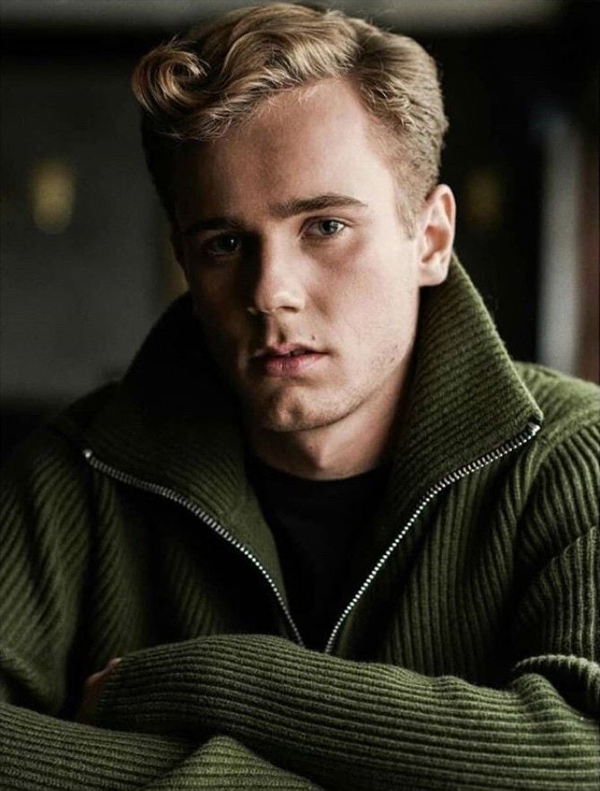 Tarjei Sandvik Moe - AdoroCinema