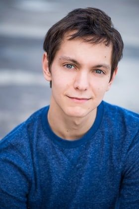 Ryan Masson - AdoroCinema