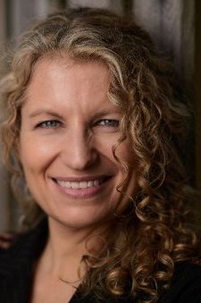 Ane Riel - AdoroCinema