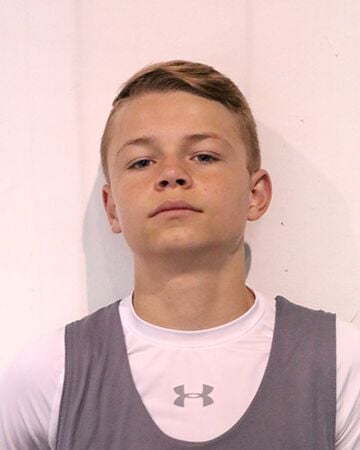 Luke Lowe - AdoroCinema