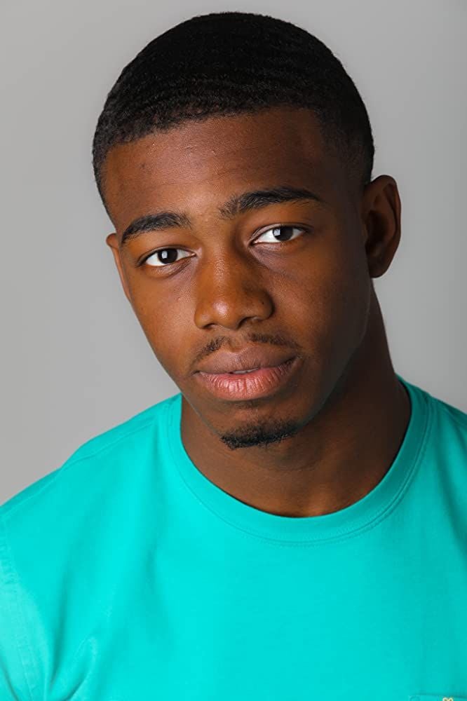 Corey Knight - AdoroCinema