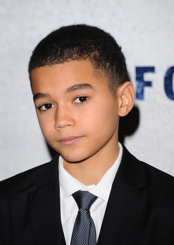 Darwin Brokenbro - AdoroCinema