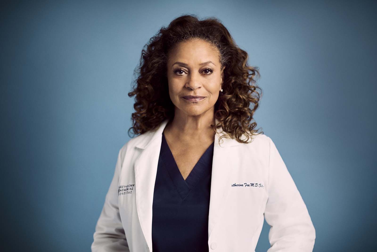 Grey's Anatomy : Fotos Debbie Allen - 111 no 1200 - AdoroCinema