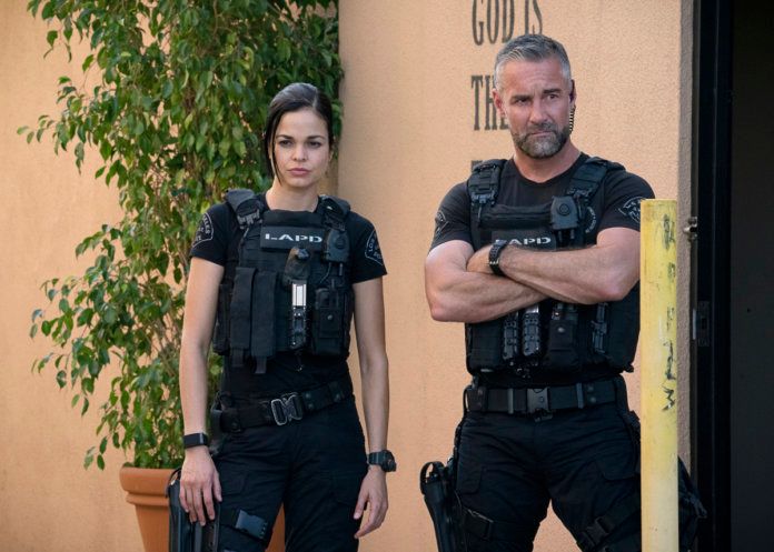 S.W.A.T. – Força de Intervenção : S.W.A.T. – Força de Intervenção ...