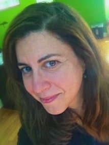 Emily Fox - AdoroCinema