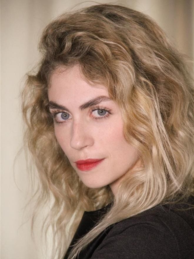 Clara Symchowicz - AdoroCinema