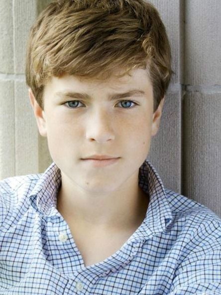 Ryan Jones - AdoroCinema