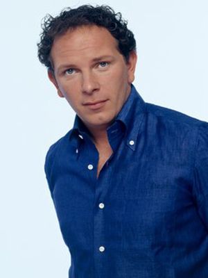 Robert Leroy - AdoroCinema