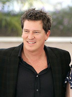Stephen Hopkins - AdoroCinema