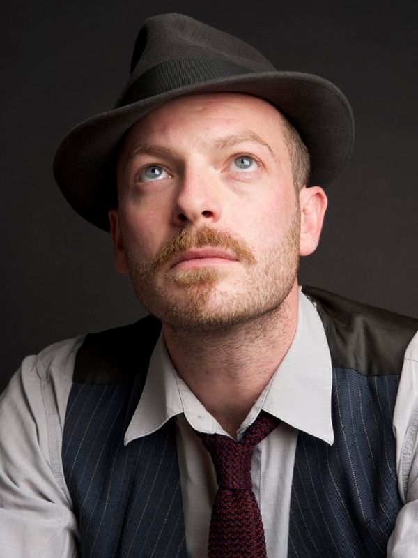 Max Wrottesley - AdoroCinema