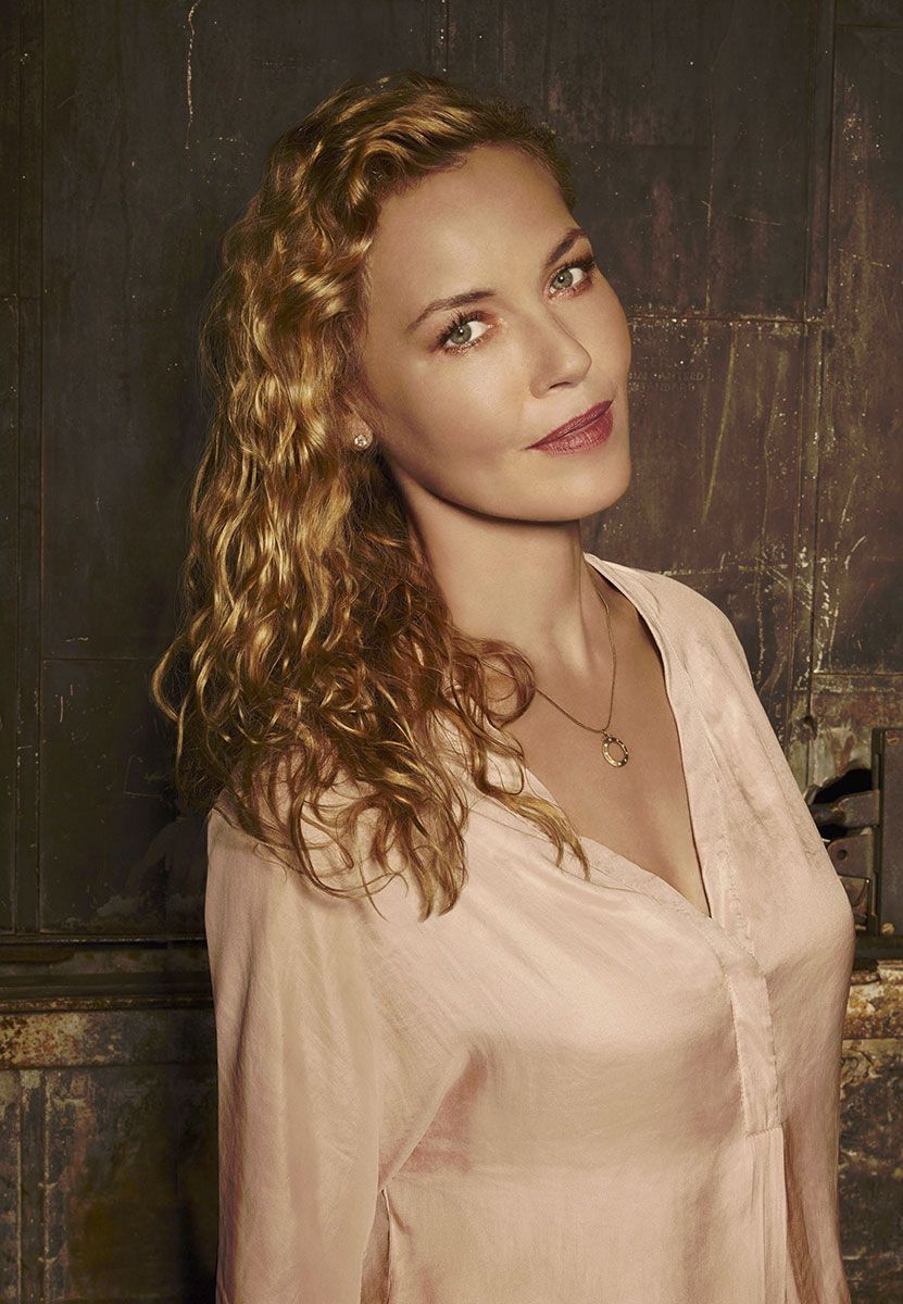 Connie Nielsen 2013