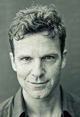 Dugald Bruce Lockhart - AdoroCinema