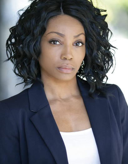 Elle Young - AdoroCinema