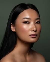 Tiffany Zhou - AdoroCinema