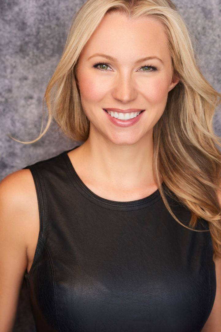 Sara Sanderson : Filmografia - AdoroCinema