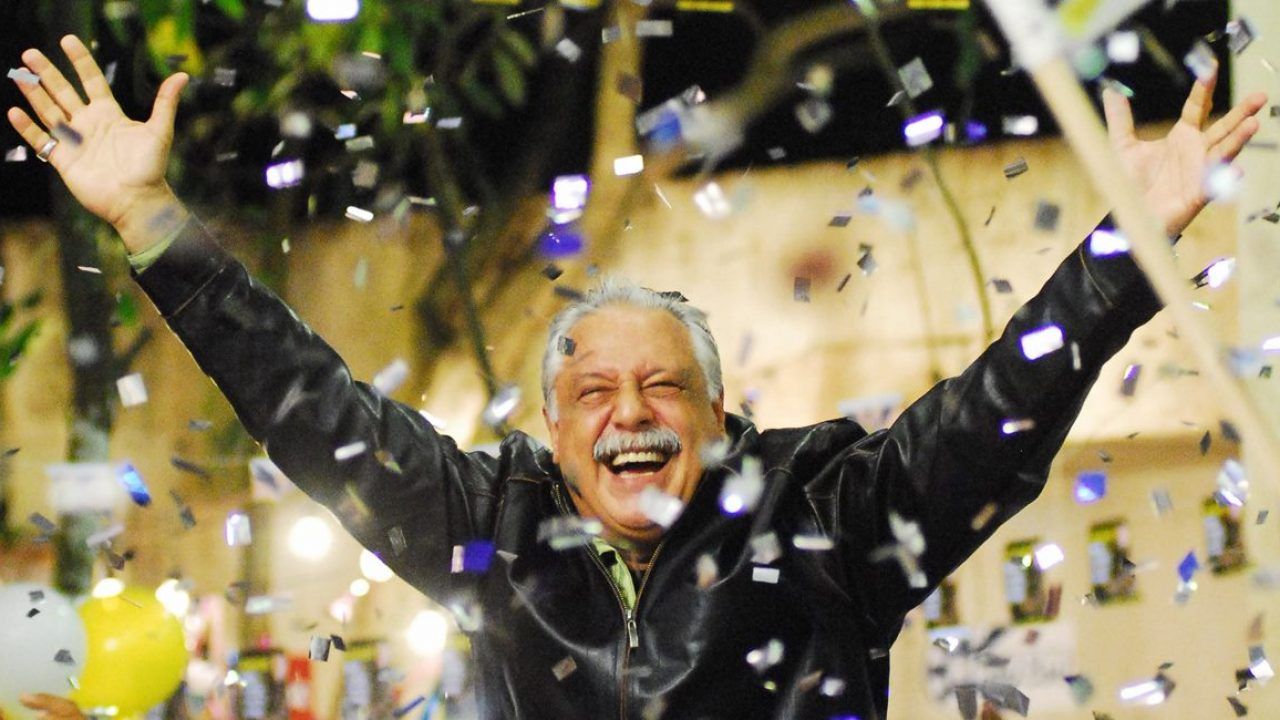 Duas Caras : Duas Caras : Fotos - 6 no 13 - AdoroCinema