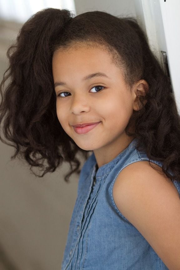 Aria Birch - AdoroCinema