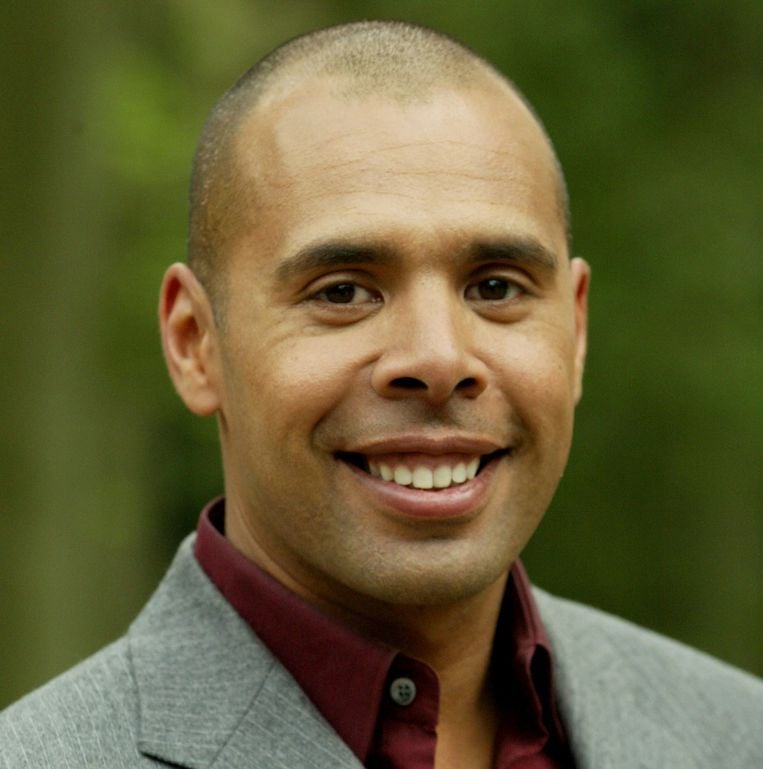 Eric van Sauers - AdoroCinema