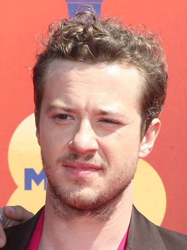 Foto de Joseph Quinn (VII) - AdoroCinema