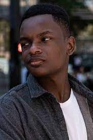 Pedro Souza - AdoroCinema