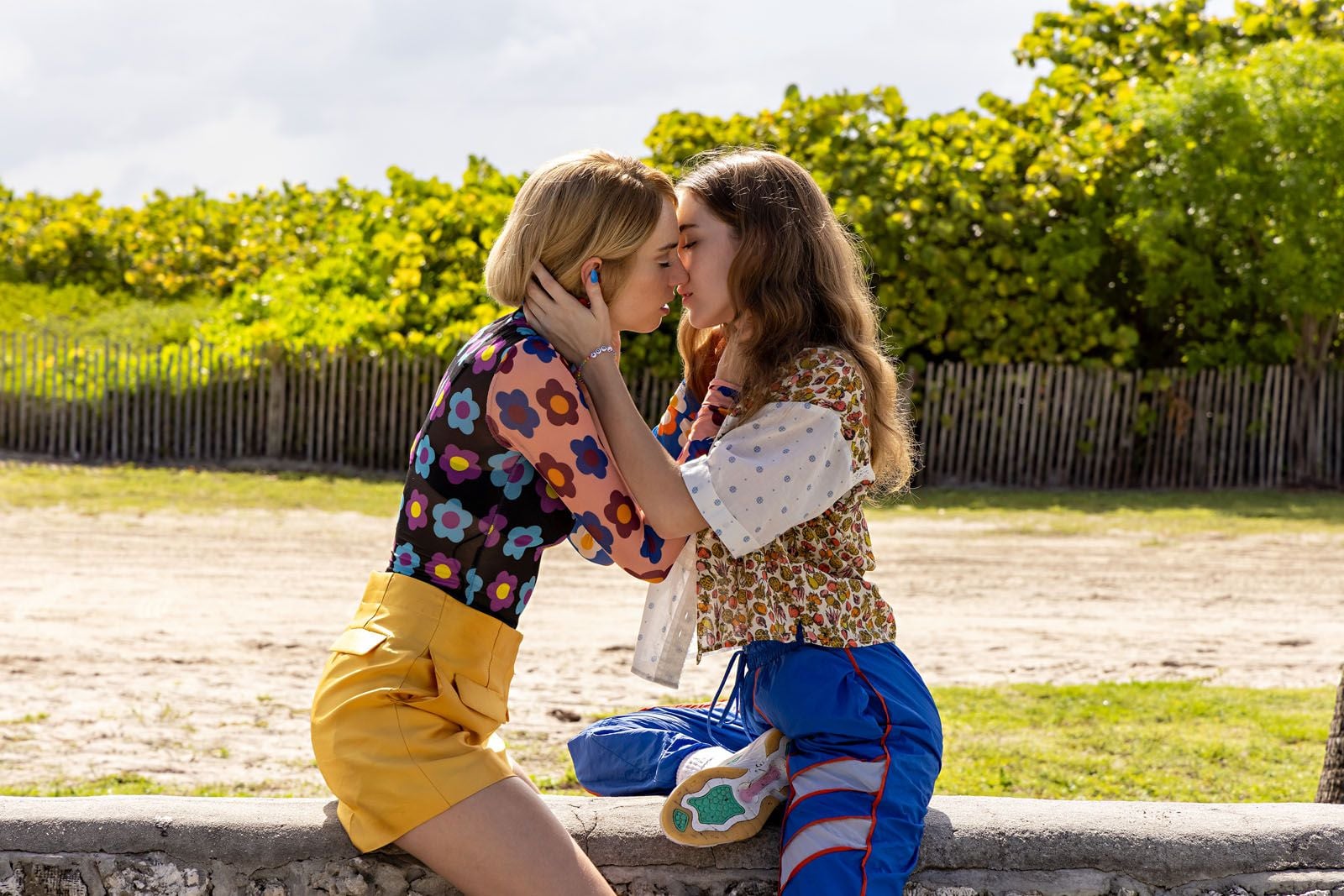 Foto De Talia Ryder Justiceiras Foto Maya Hawke Ii Talia Ryder 8344