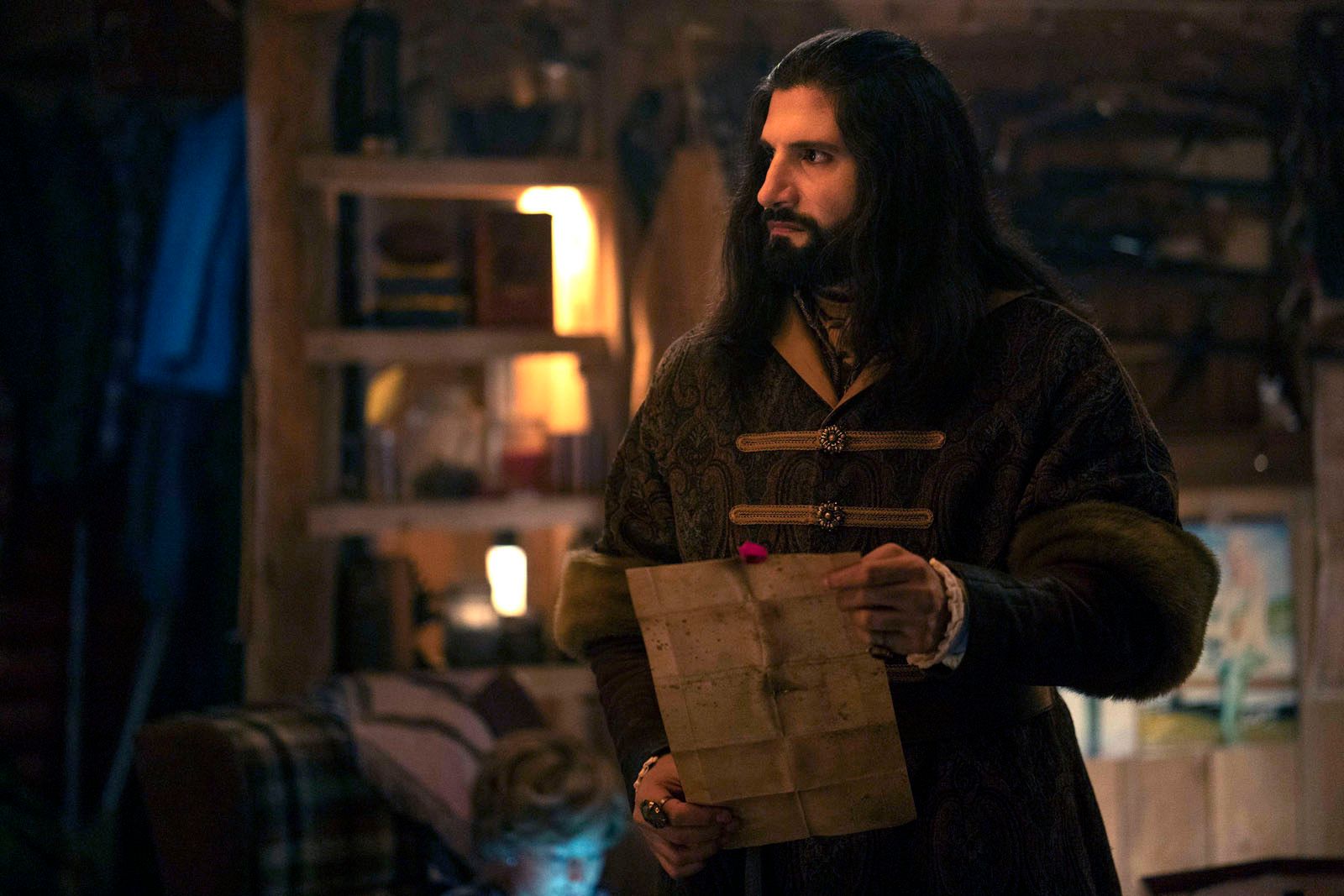Foto de Kayvan Novak - What We Do In The Shadows : Fotos Kayvan Novak ...