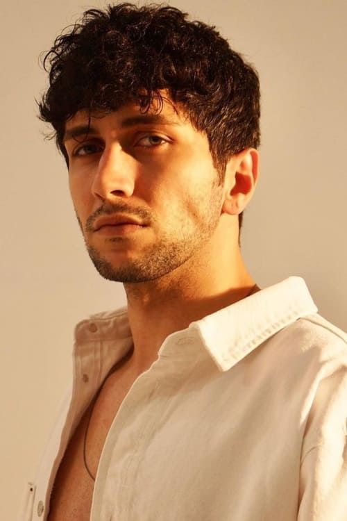 Bora Ecer - AdoroCinema