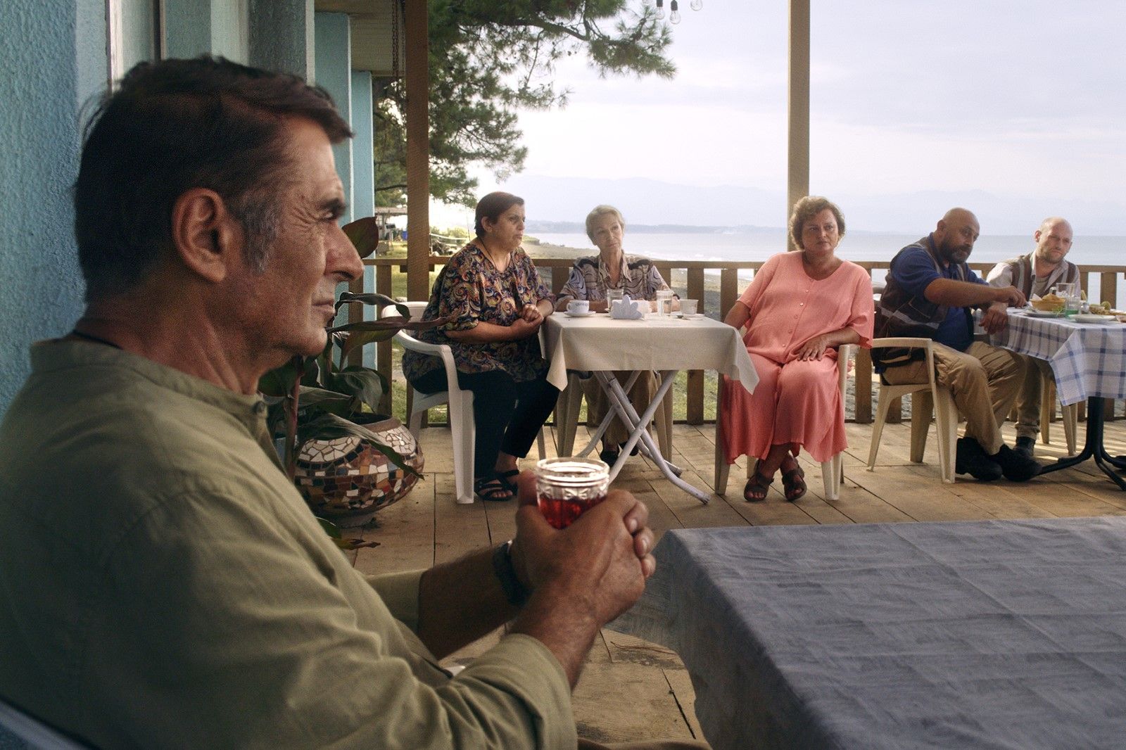 Foto do filme Wet Sand - Foto 1 de 7 - AdoroCinema