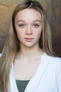 Evie Allen : A biografia - AdoroCinema