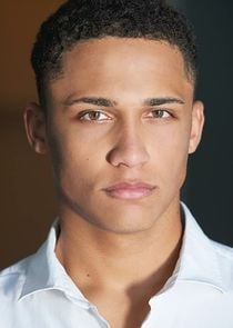 Corteon Moore - AdoroCinema