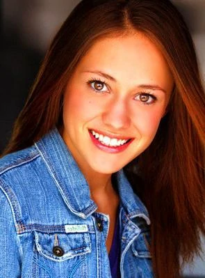 Kelsi Cullimore - AdoroCinema