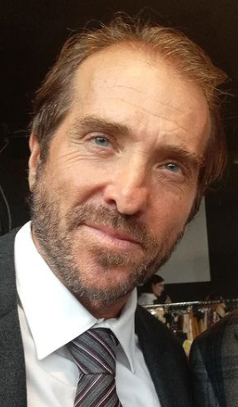 Victor Esteban Sole - AdoroCinema