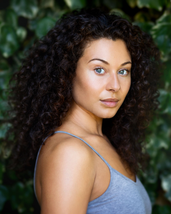 Leah Minto - AdoroCinema