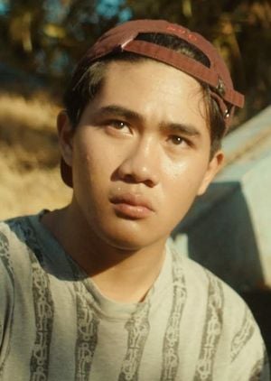 John Vincent Servilla - AdoroCinema