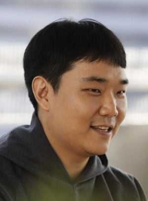 Jason Yu - AdoroCinema