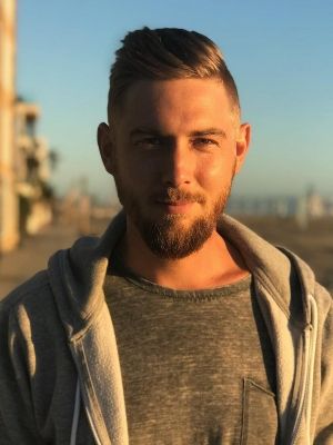 Alexander Babaev - AdoroCinema