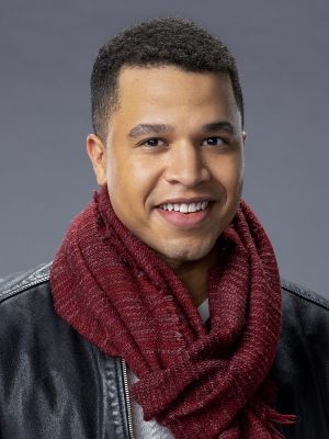 Ian Collins - AdoroCinema