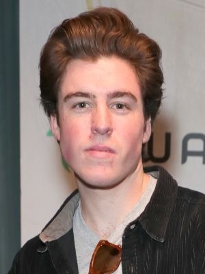 Sam Woolf - AdoroCinema