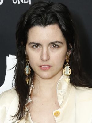 Leah Hennessey - AdoroCinema