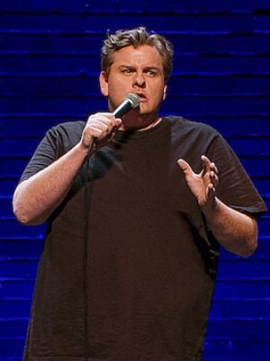 Tim Dillon - AdoroCinema