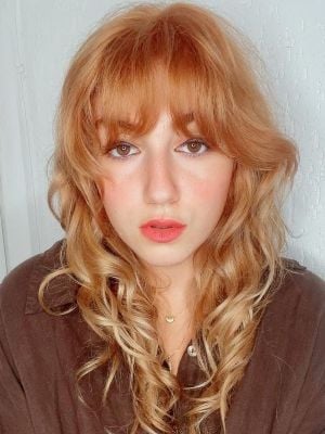 Dora Freind - AdoroCinema
