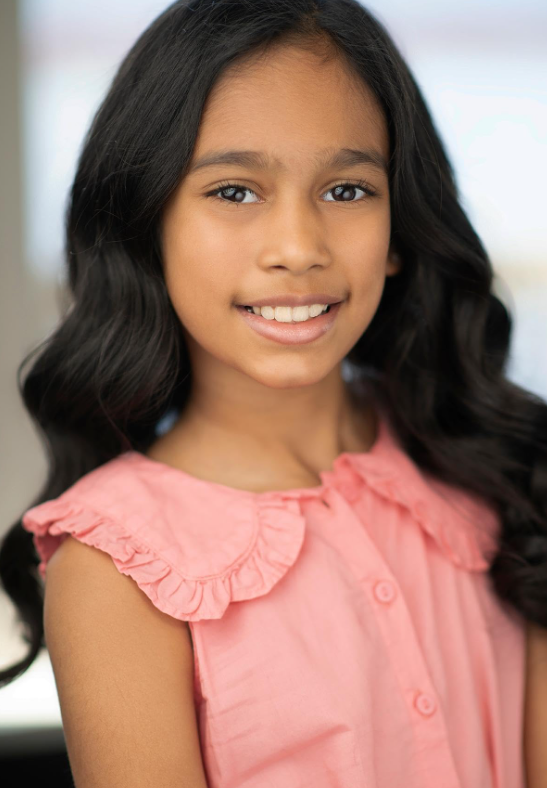 Saisha Muni - AdoroCinema