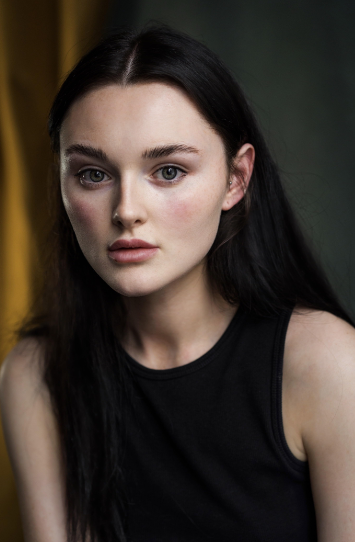 Katherine Devlin - AdoroCinema