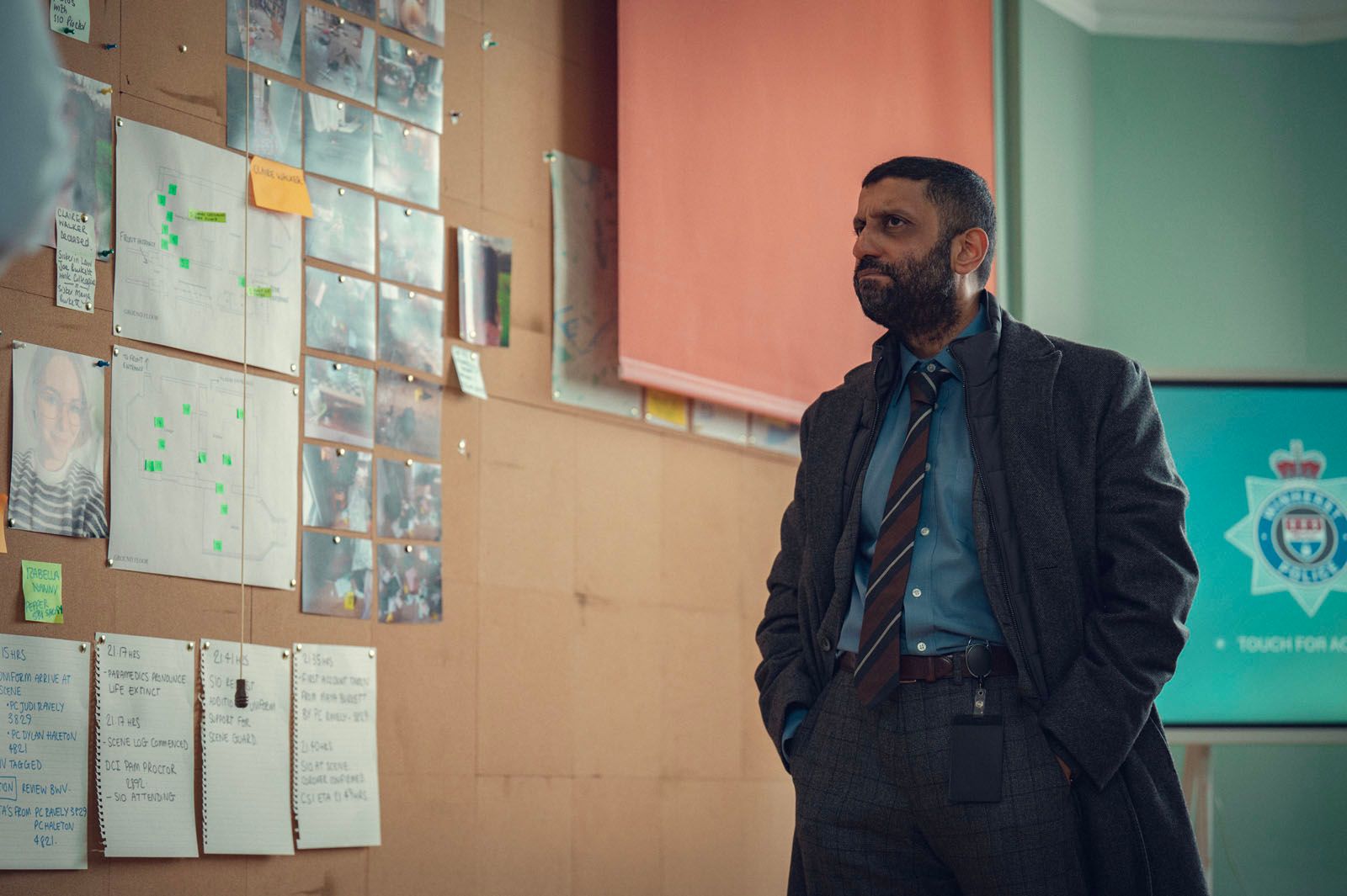 A Grande Ilusão : Fotos Adeel Akhtar - 4 no 12 - AdoroCinema