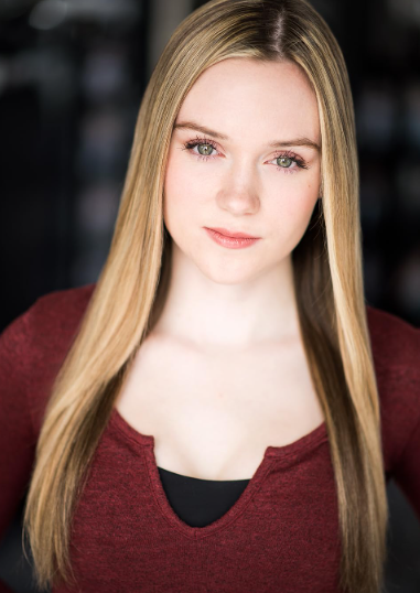 Ava Rebecca Hughes - AdoroCinema