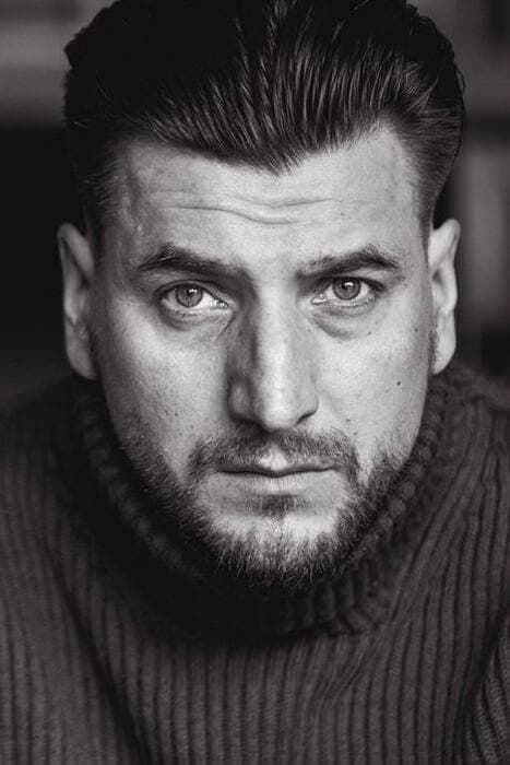 Aleksandr Ustyugov - AdoroCinema