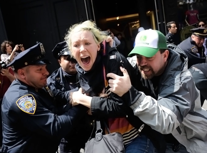 Foto do filme M99 - O Filme Colaborativo do Occupy Wall Street - Foto 4 ...